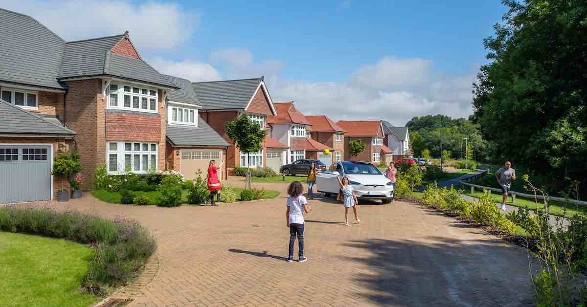 Redrow acquires site for 140 homes - UK Property Forums