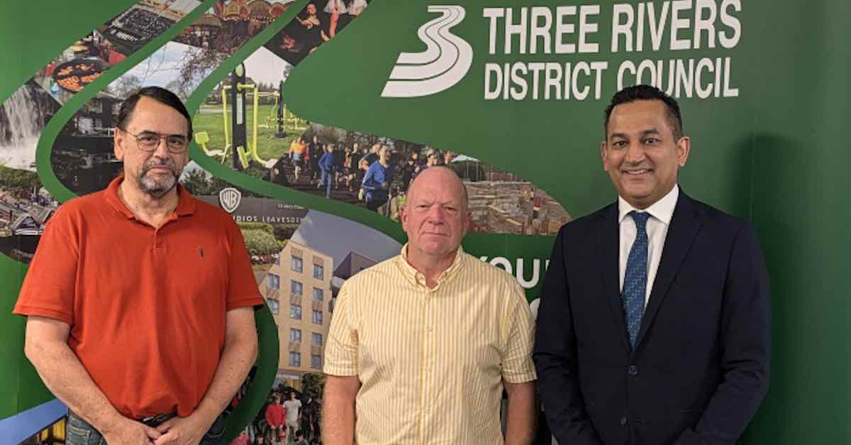 Council and residents' groups ask MP for help over housing numbers - UK ...